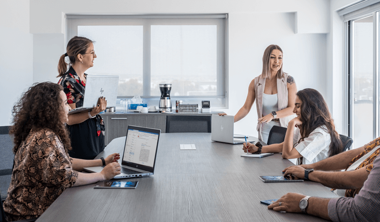 Om os - Foundever Danmark